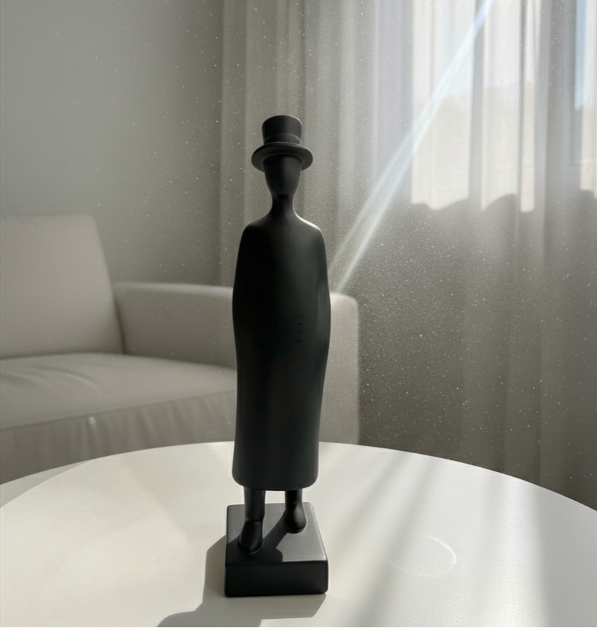 The Gentleman Figure – Figi Home